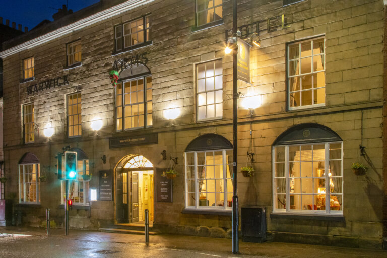 Home - The Warwick Arms